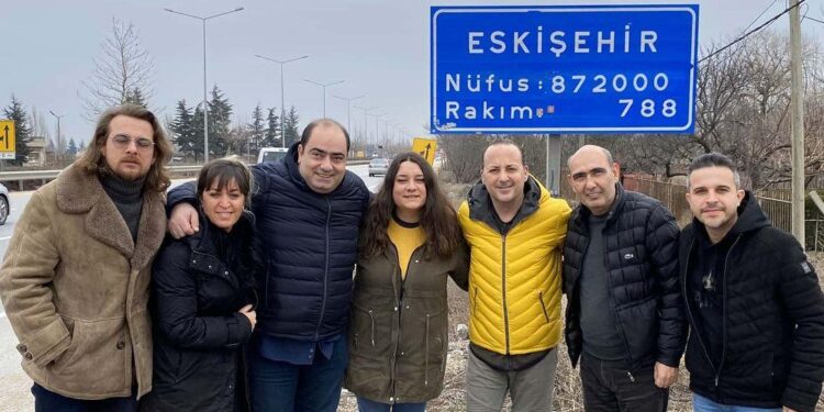 Özer Atik Kimdir? - MaksatBilgi
