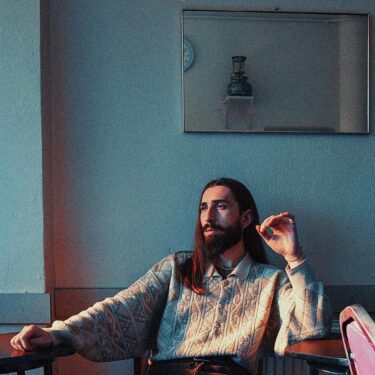 Emre Fel Kimdir? - MaksatBilgi