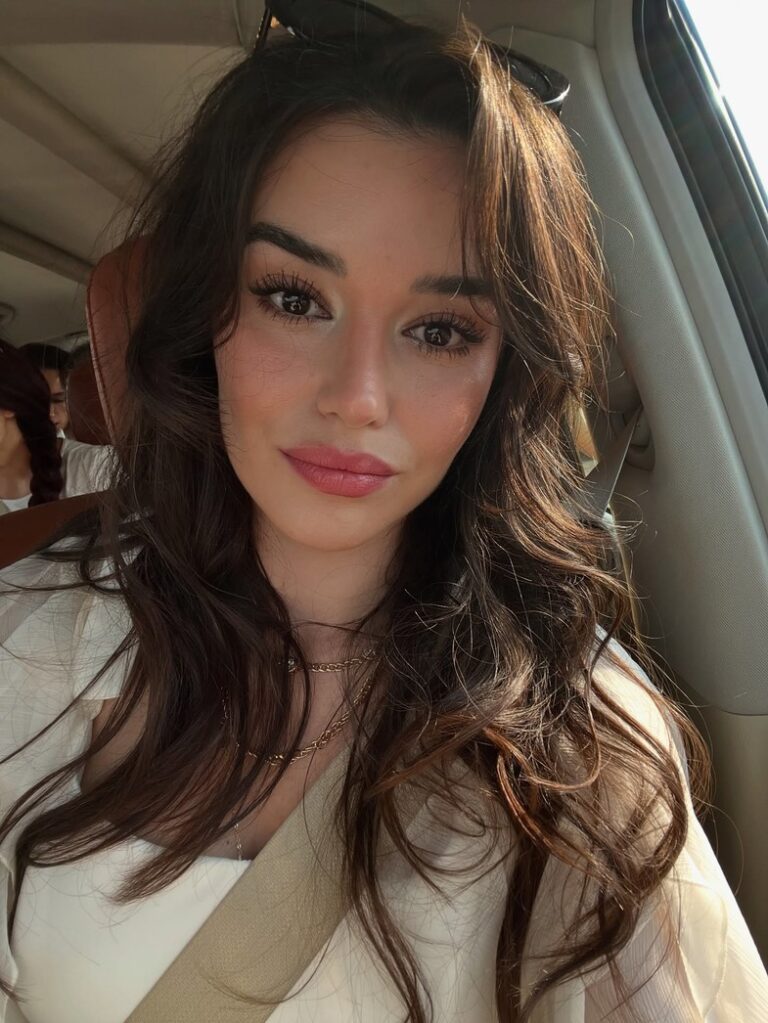 Aybüke Yılmaz Kimdir? - MaksatBilgi